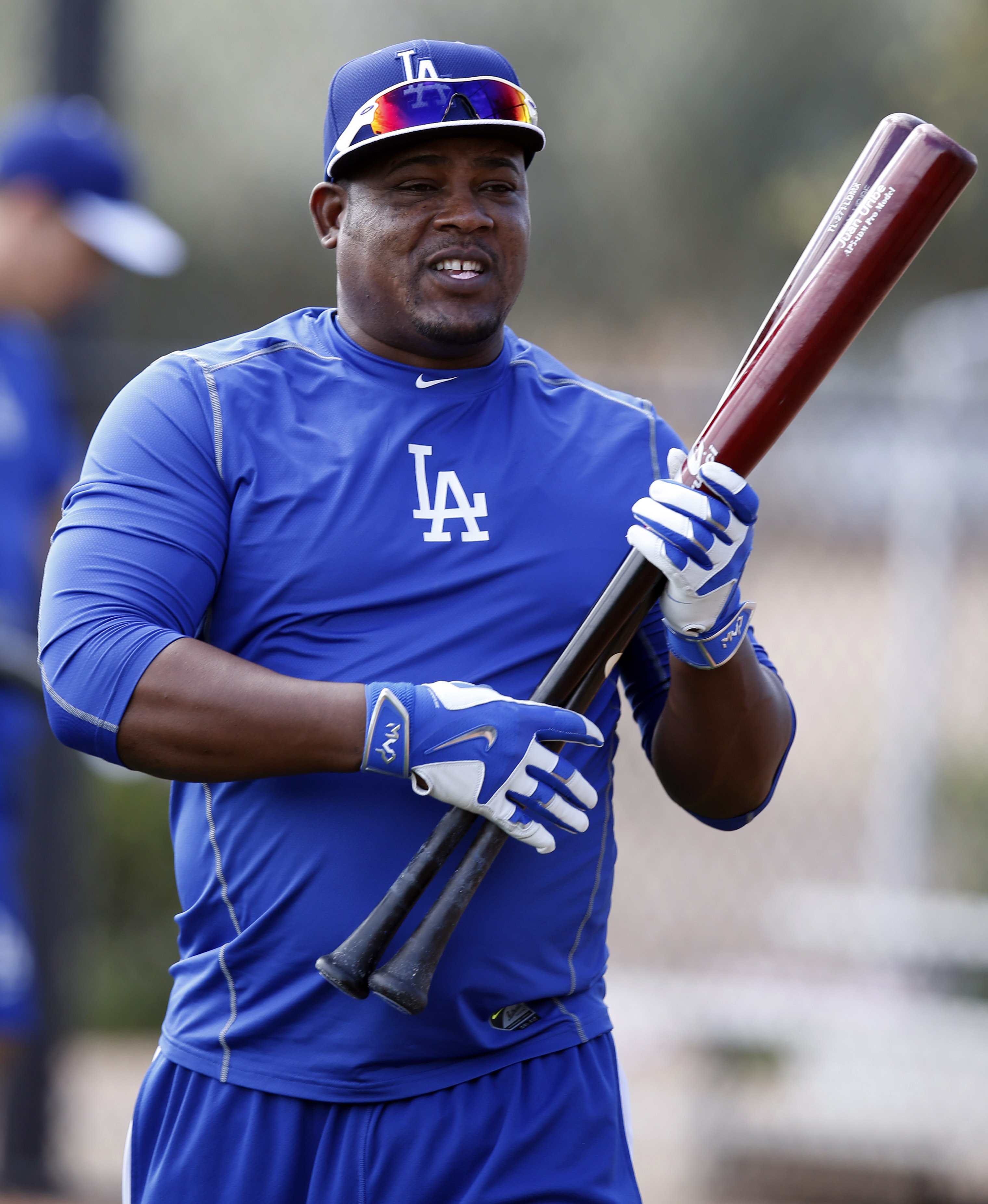 Trade Candidate: Juan Uribe - MLB Trade Rumors